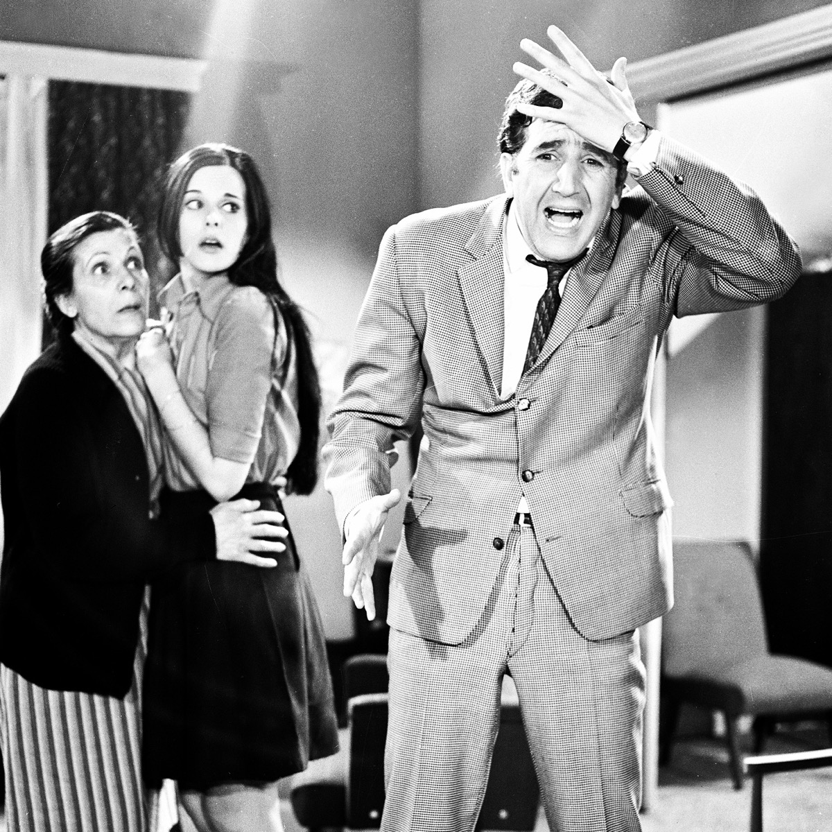 Γιώργος Κωνσταντίνου – Finos Film