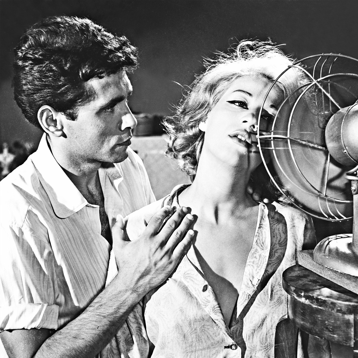 Ζωή Λάσκαρη – Finos Film